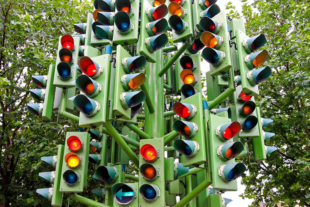 Ampeln in verschiedenen Ländern. Ihre Besonderheiten und Unterschiede ...