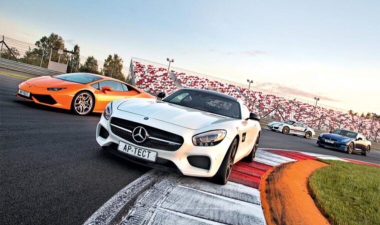 Supercars Showdown: Lamborghini Huracan, Mercedes-AMG GT S, Porsche 911 ...